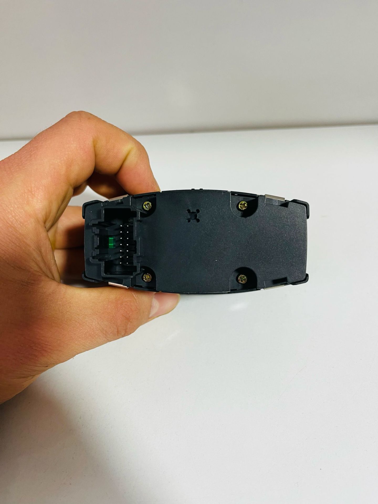 Ford Courier Far Açma Anahtar Düğmesi Çift Sis [Auto'lu] 2014-2023